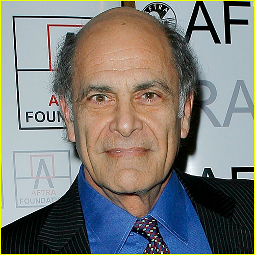 12 Notable Celebrities Are All Members of Mensa, the High IQ Society ...