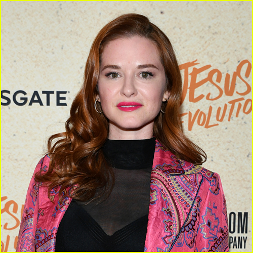 Every Celeb Guest at Taylor Swift’s First L.A. Show of Eras Tour 2023 ...