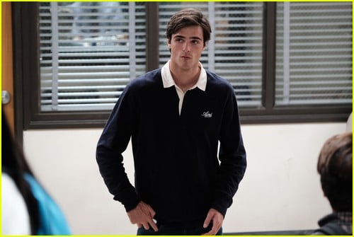 ‘Euphoria’ Season 3 Cast Changes: 18 Actors Returning, 28 New Stars ...