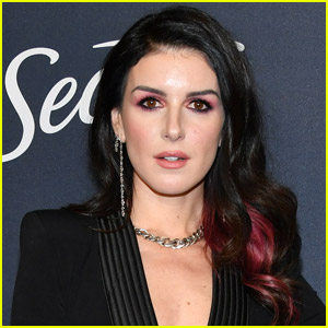 ’90210′s Shenae Grimes-Beech Responds to Trolls Saying She’s ‘Aged ...