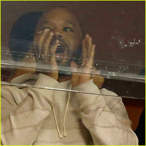 Who’s Sitting in Travis Kelce’s Suite at Chiefs/Eagles Game? 1 Kelce ...