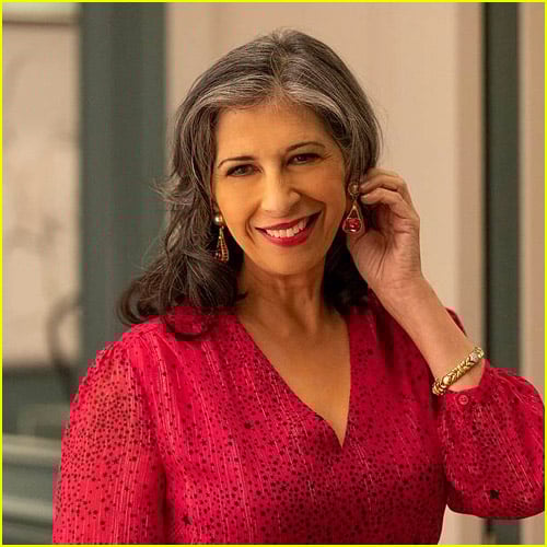 ‘Hacks’ Season 4 Cast Confirmed by Max: 7 Actors Returning, 14 ...