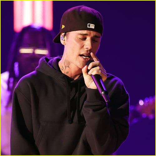 Renee Rapp Talks Not Remembering ‘Fire Crotch’ Line In ‘Mean Girls,’ Being Bisexual Justin ...