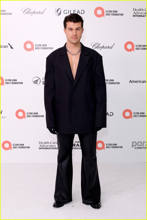 Every Celeb at Elton John’s Oscars Party 2024 – 100+ Stars Walked the ...