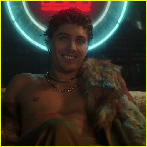 ‘Dead Boy Detectives’ – Trailer Revealed & 9 Stars Join Cast of New ...