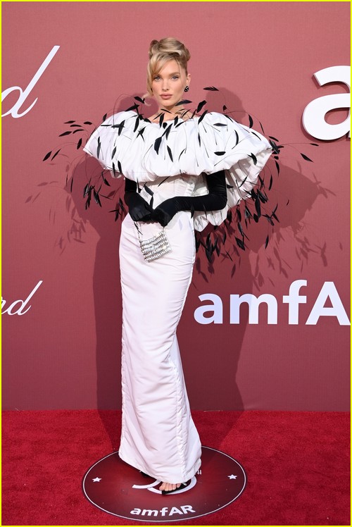 Cher, Demi Moore, & More Legends Attend Star-Studded amfAR Cannes Gala ...