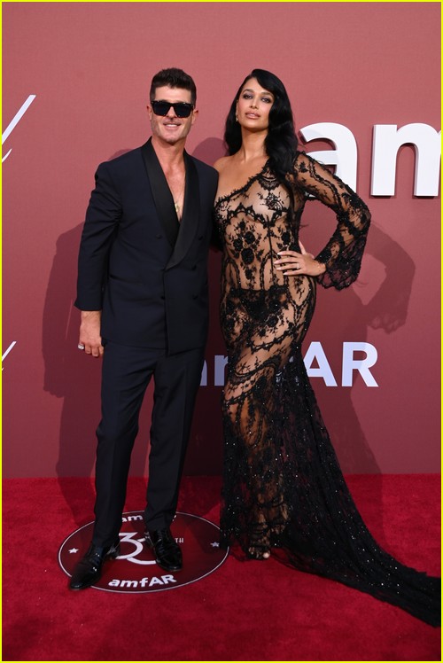 Cher, Demi Moore, & More Legends Attend Star-Studded amfAR Cannes Gala ...