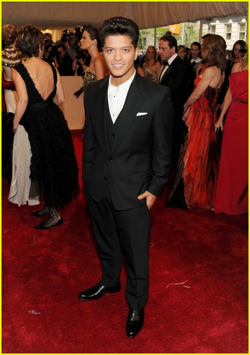 Celebrities Attending Their First Met Gala – See Photos of More Than 60 ...