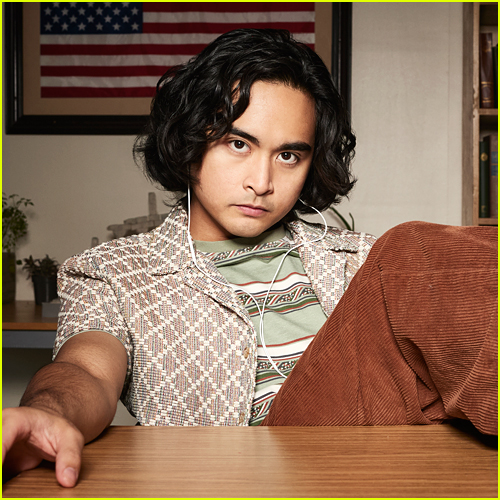 ‘School Spirits’ Kicks Off Season 2 Production, Full New & Returning ...