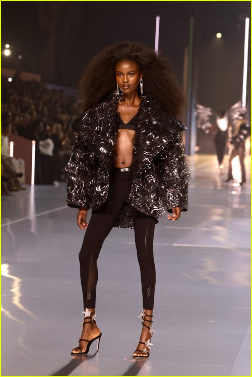 Every Model on Victoria’s Secret Fashion Show 2024 Runway Revealed ...