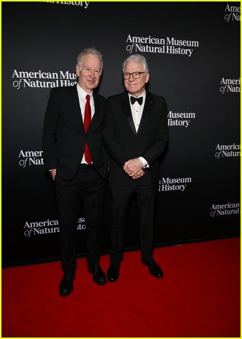 Scarlett Johansson & Colin Jost Enjoy Rare Date Night At American ...