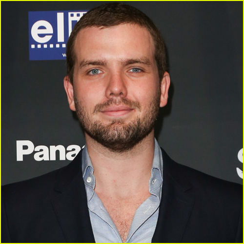 Everyone Taylor Swift’s Sitting With at Chiefs vs. Texans Game ...