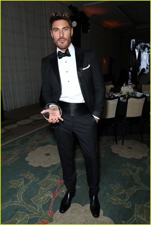 Tracee Ellis Ross Joins Nicholas Hoult, Elizabeth Olsen, & More at WWD ...