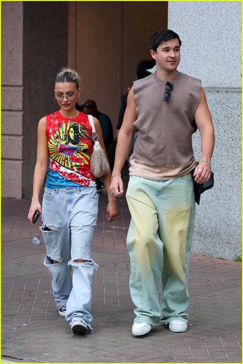 Every Celeb at Super Bowl 2025: More Than 80 Stars Spotted Watching ...