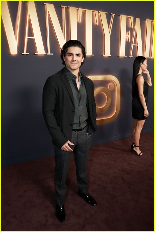 Every Look From the Vanity Fair & Instagram Party – 100+ Stars Attend ...