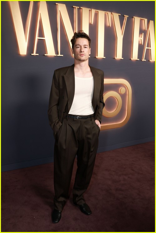 Every Look From the Vanity Fair & Instagram Party – 100+ Stars Attend ...