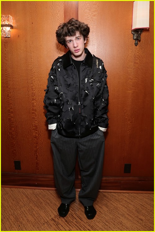 Every Look From the Vanity Fair & Instagram Party – 100+ Stars Attend ...