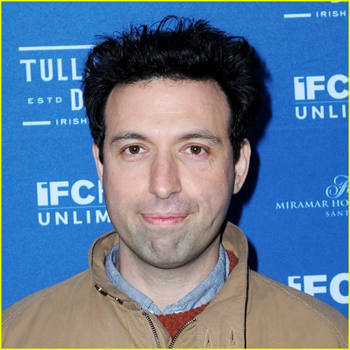 ‘Nobody Wants This’ Season 2 Cast Updates: 12 Actors Returning, 4 New ...