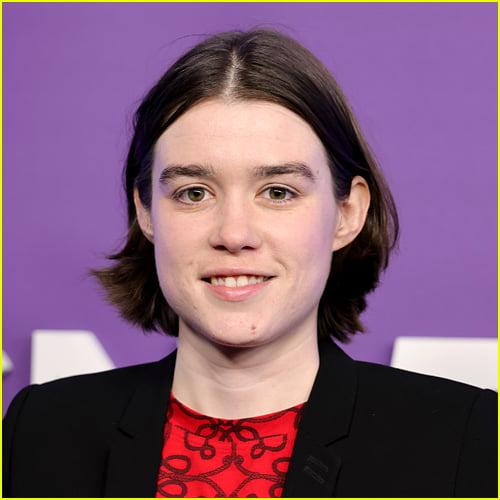 ‘Saturday Night Live’ 2025 Cast Updates: 14 Stars Returned, 3 Actors ...