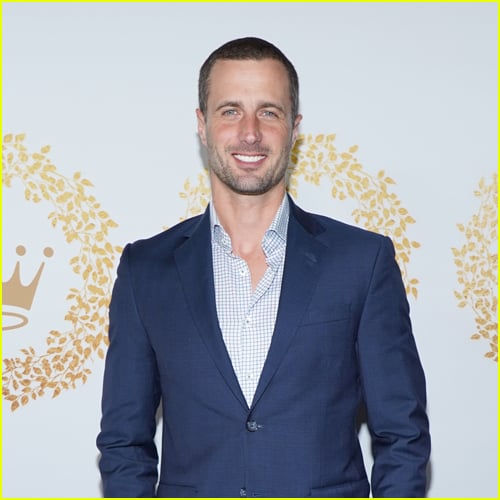 How Old Are Your Favorite Hallmark Stars? Ages & Birthdays Revealed ...