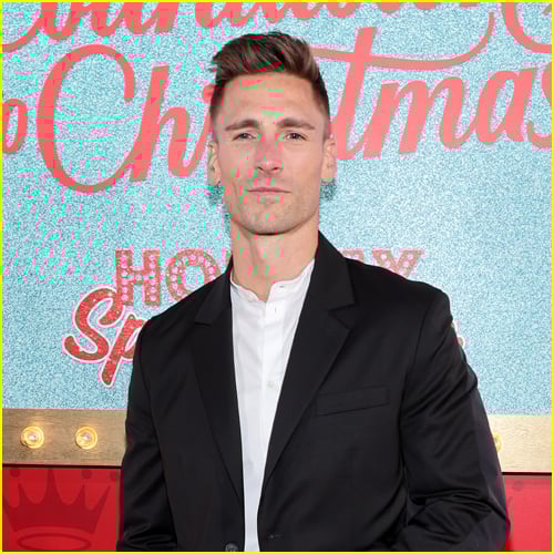 How Old Are Your Favorite Hallmark Stars? Ages & Birthdays Revealed ...