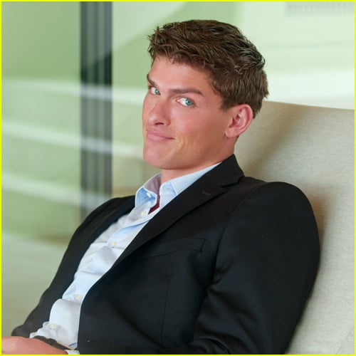 ‘Selling the OC’ Cast Shakeup for Season 4: 5 Stars Exit, 1 ...