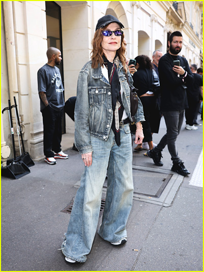 Katy Perry, Kim Kardashian, Cardi B, Lauren Sanchez & More Attend ...