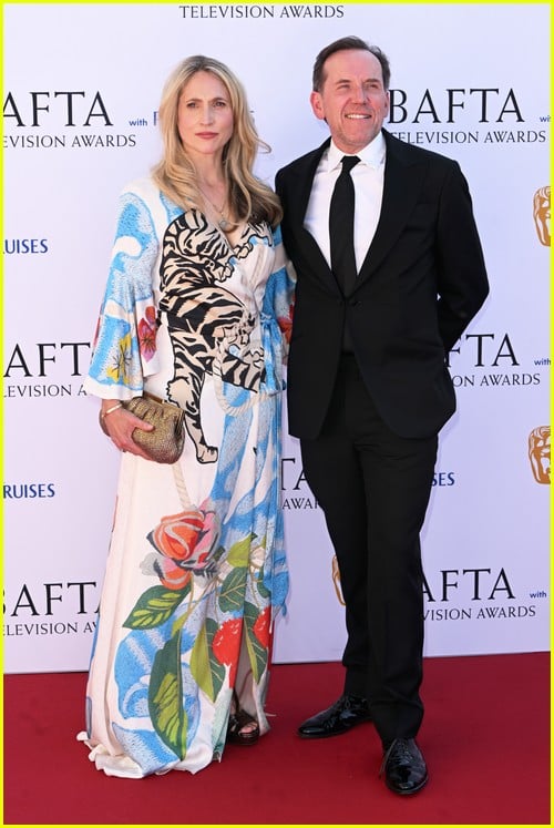 Who Is the Cast of ‘Professor T’ Dating in Real Life? Relationship ...