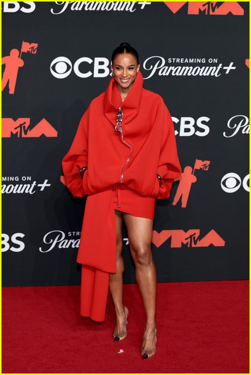 MTV VMAs 2025 Best Dressed List: The Top 10 Red Carpet Looks Revealed ...
