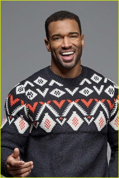 Hallmark Channel Announces the 10 Men Competing on ‘Finding Mr. Christmas’ Season 2 to Become ...