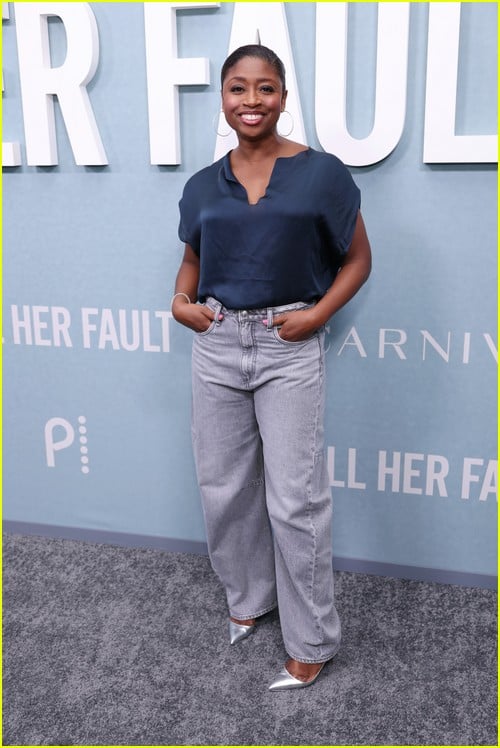 Sarah Snook Reunites With Her ‘Succession’ Dad Brian Cox at ‘All Her ...