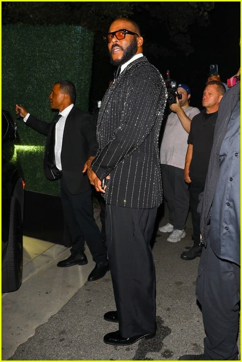 Kris Jenner’s 70th Birthday Party: Full Guest List of 50+ Celeb ...