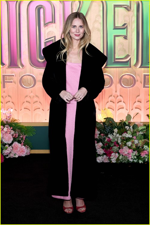 Nina Dobrev, Claire Danes, & So Many More Celebs Attended the ‘Wicked ...