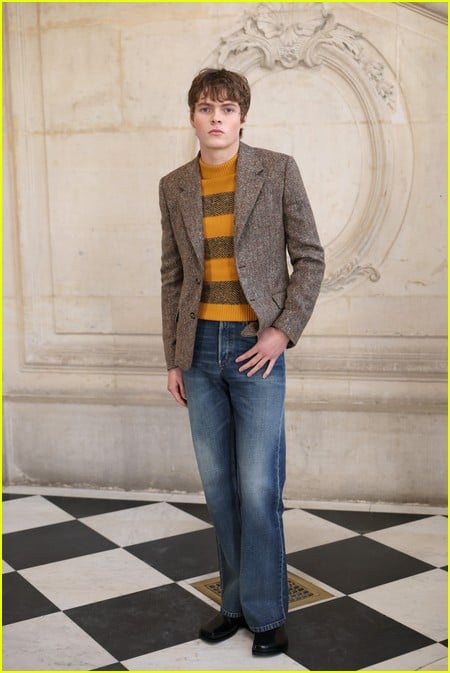 Dior Homme’s Paris Show Draws Star-Studded Crowd with Robert Pattinson ...